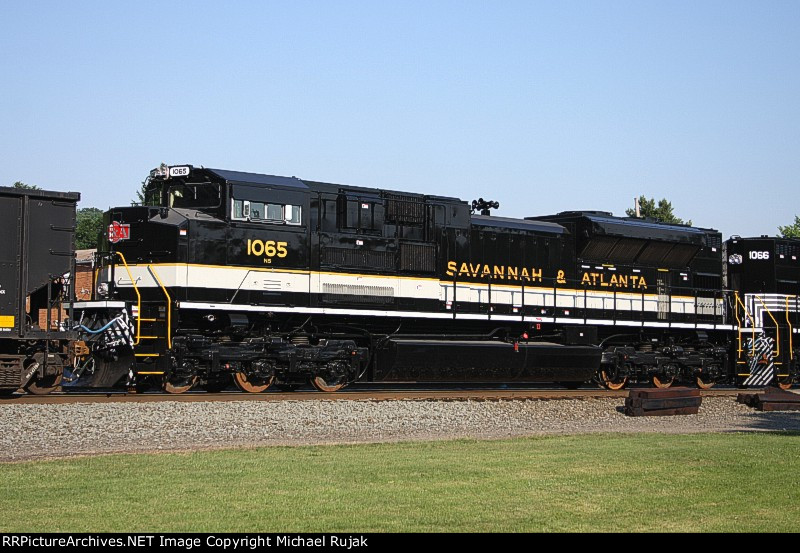 NS 1065